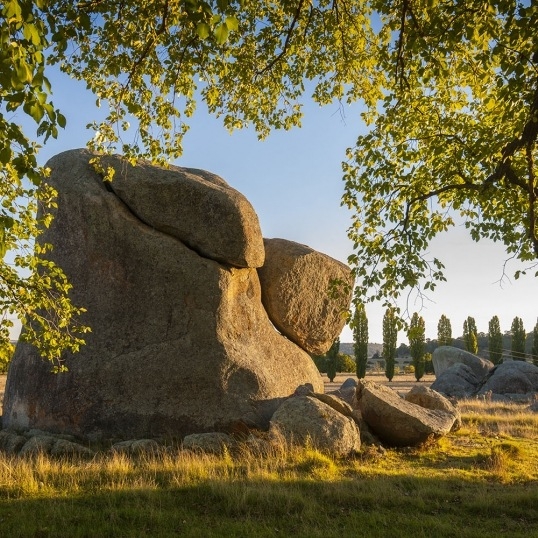 Stonehenge & Balancing Rock | Glen Innes Highlands